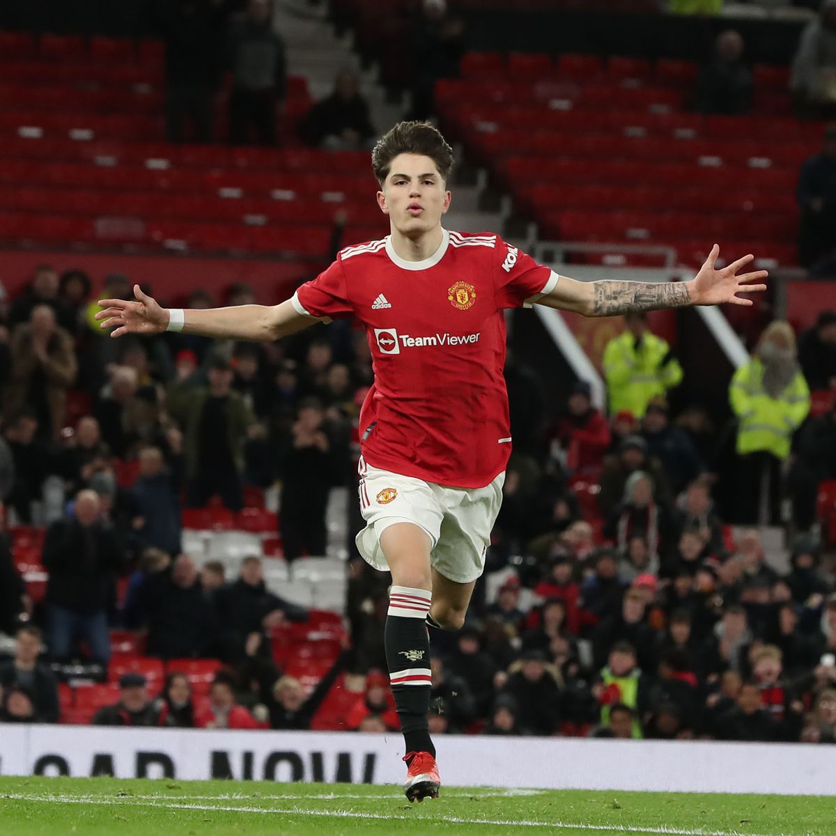 New 5-Year Deal for Manchester United's Alejandro Garnacho Imminent